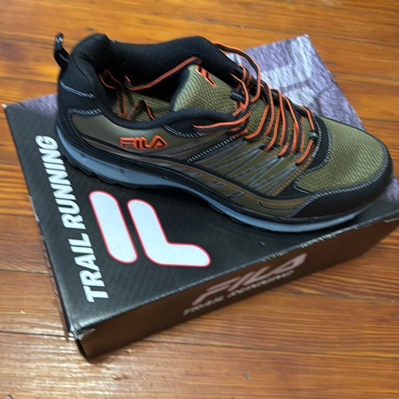 Fila | Shoes | New In Box Fila Evergrand Sneakers Trail Running For Men ...